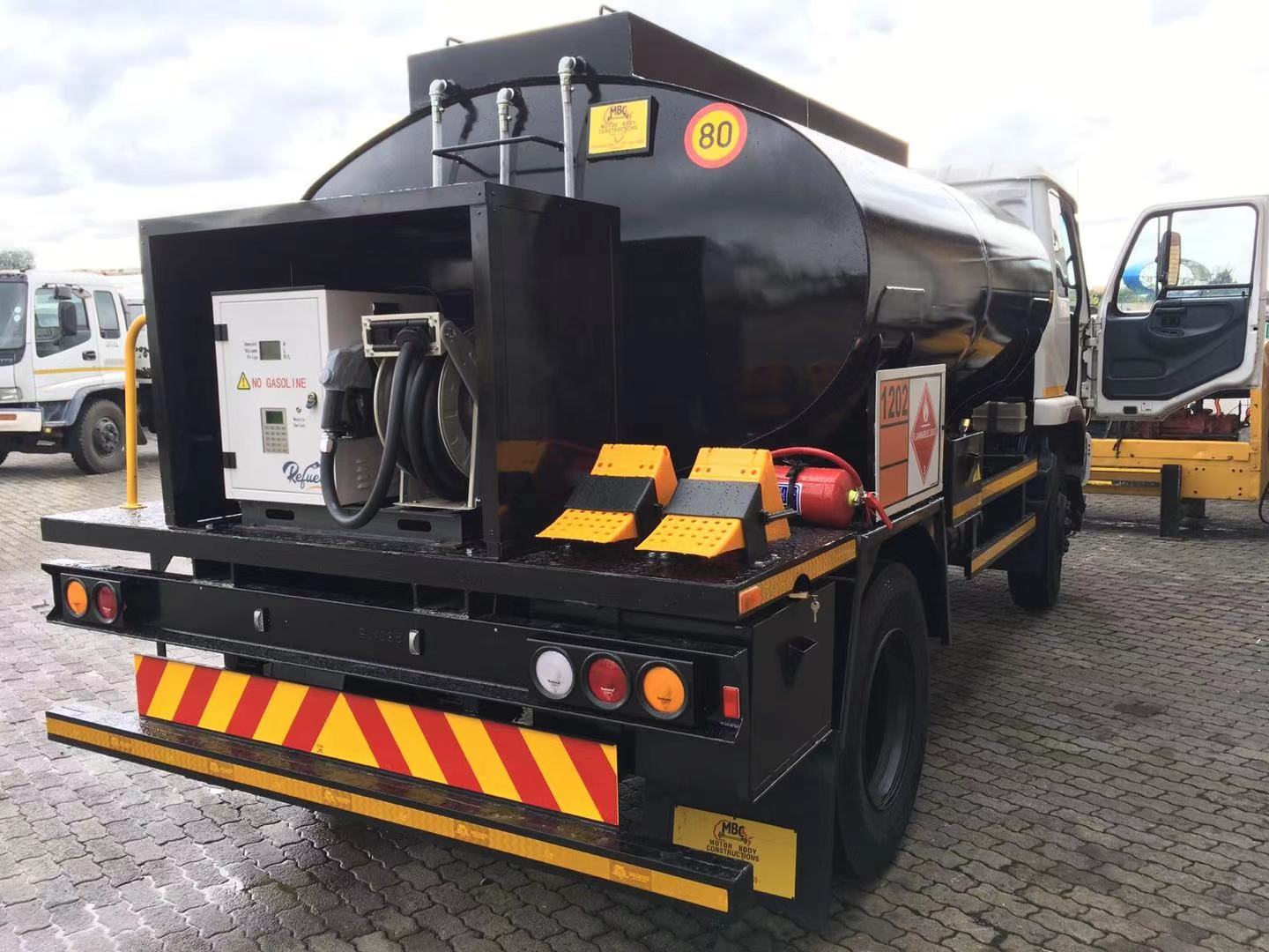 Mobile Fuel Tanks Portable Fuel Dispenser Pump Station from China ...